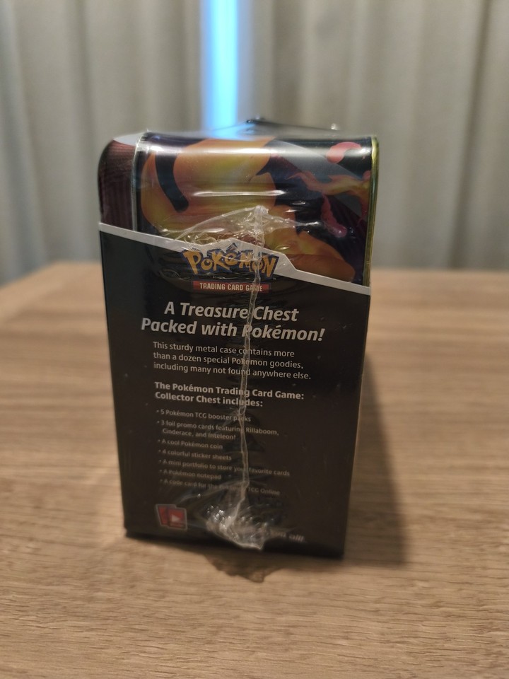 Pokemon TCG Fall 2020 Collector’s Treasure Chest Lunch Box Tin - New ...