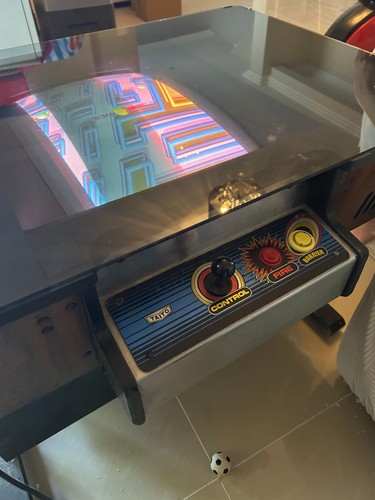 80's Arcade Machine Taito original cocktail table with 4 x Jama game ...