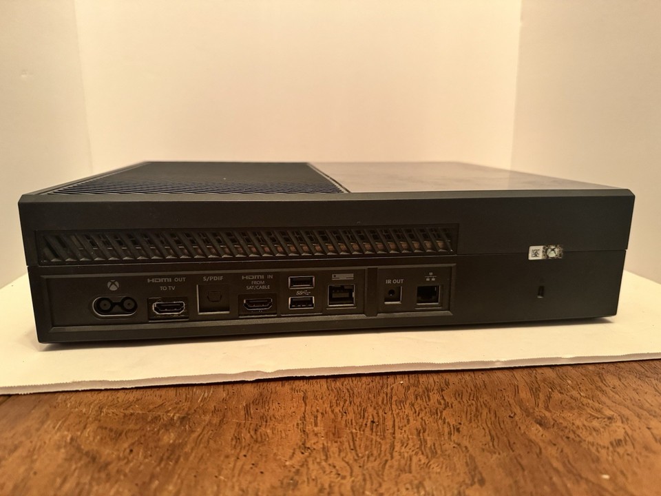 Microsoft Xbox One Console Model 1540 Black Gaming System Console Only ...