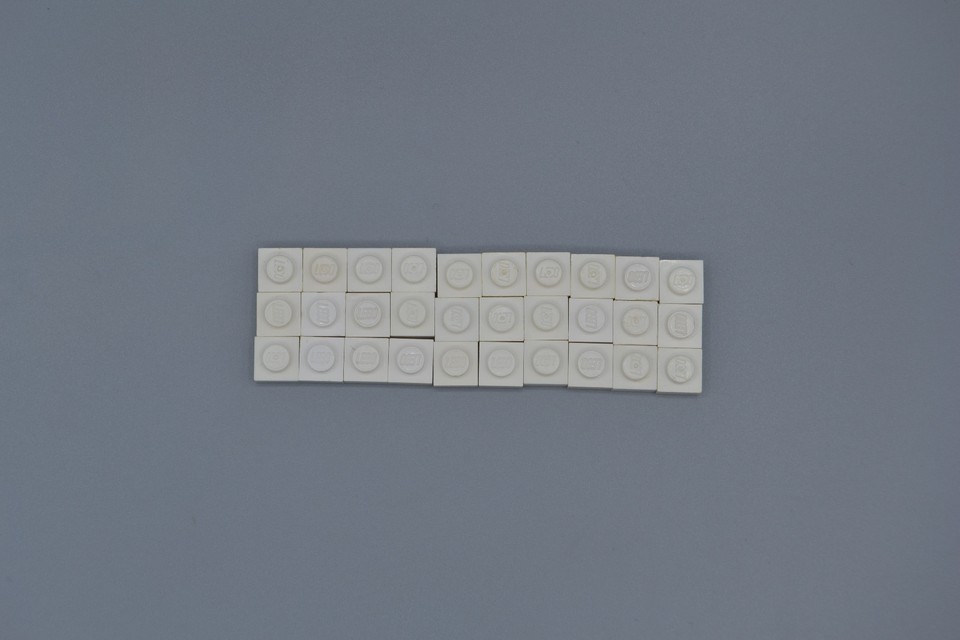 LEGO 30 x Basisplatte 1x1 weiß white basic plate 3024 302401 | eBay
