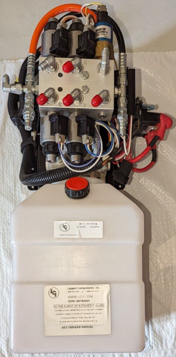 Lippert Rv Hydraulic Pump LIPPERT 1.5 Gallon Vertical Pump W/