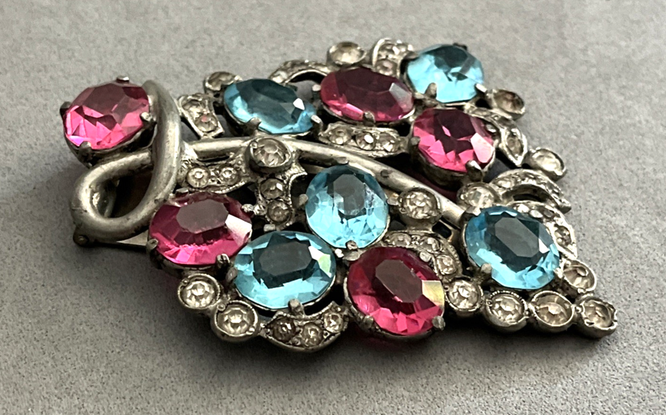 Rare Art Deco 1940’s EISENBERG Blue & Pink Open Back Rhinestone Fur ...