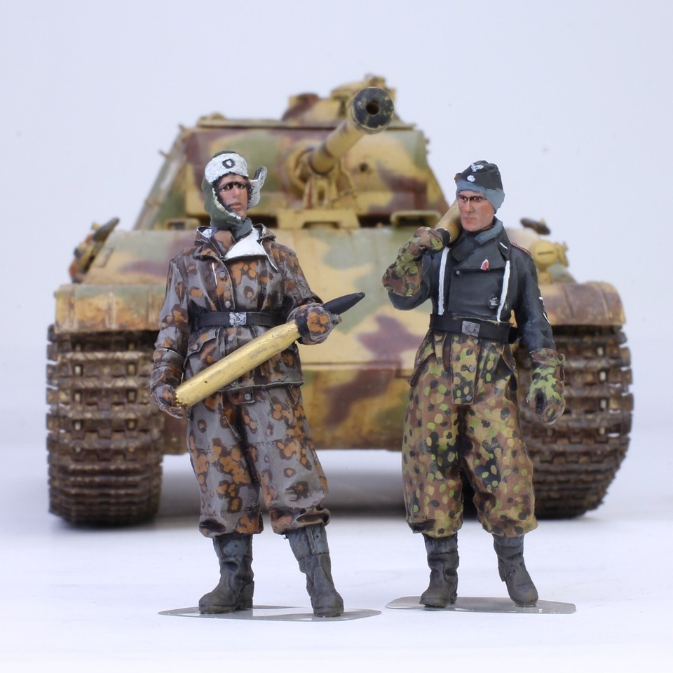 PreSale Pro-Painted 1:35 German Panther Crews set (02 figures) WW2 | eBay