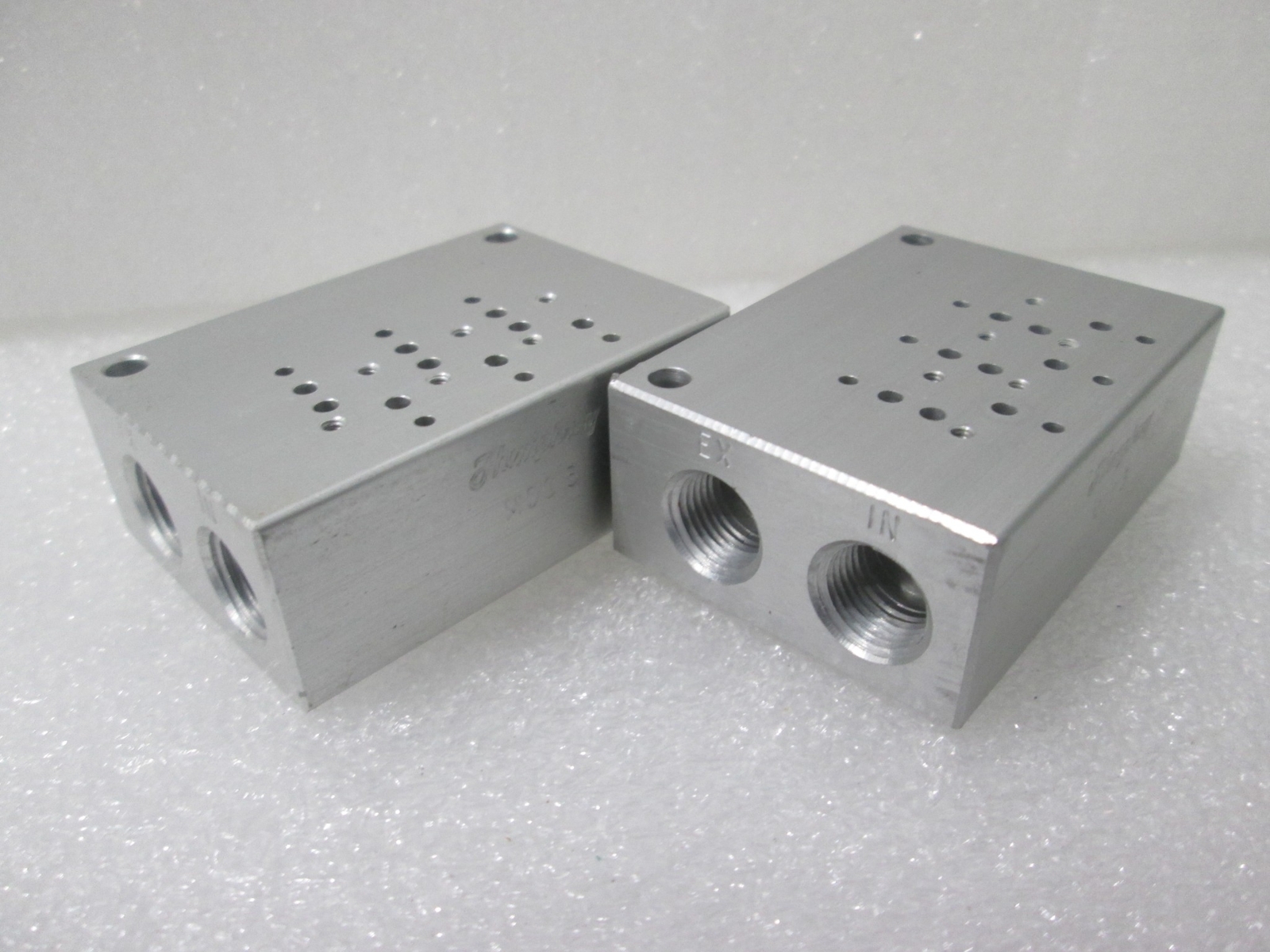 SMC, 3 Position Manifold Block for Valve, New, Lot of 2 | eBay