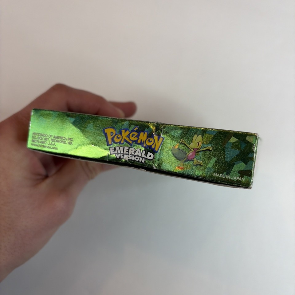 Pokemon Emerald Game Boy Advance Authentic CIB Complete w/ Poster ...