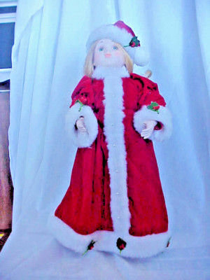 15 " PORCELAIN DRESSED FOR CHRISTMAS DOLL RED COAT TOSSEL CAP WHITE ...