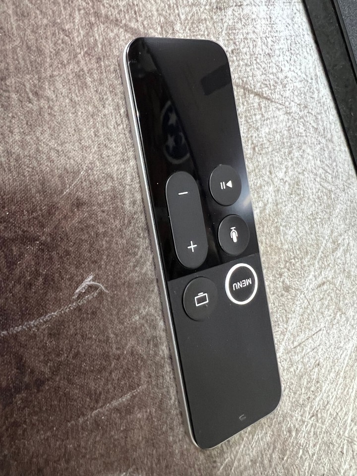 Apple TV Siri Remote Control -- EMC3186 -- A1962 41594201145 | eBay