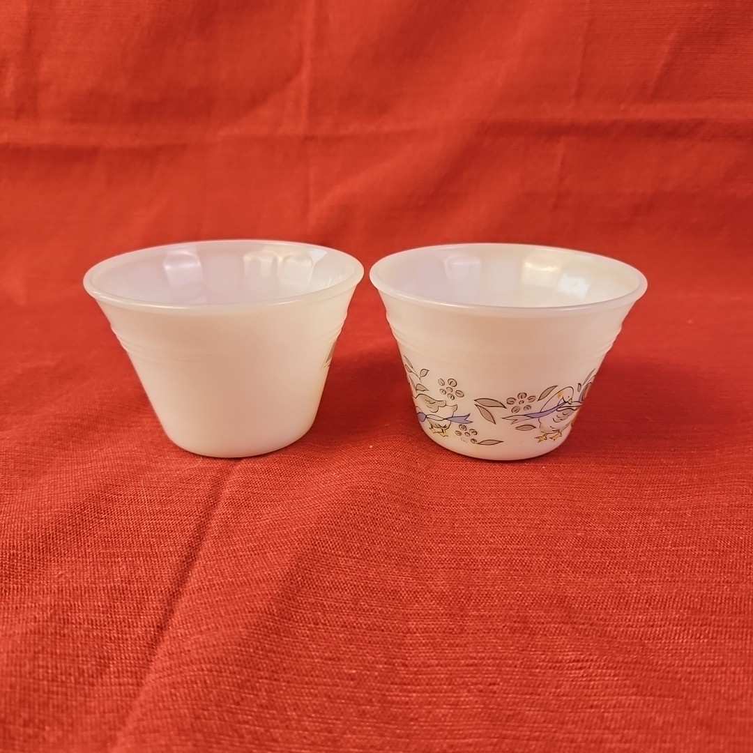 2 Indopal Indonesian White Milk Glass Custard Cups (WW) | eBay