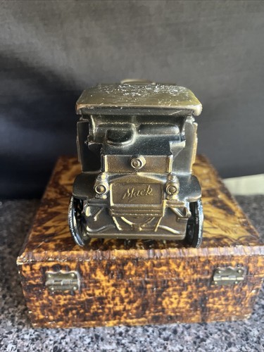 1974 Banthrico 1906 Mack Truck Coin Bank Die Cast Metal Chicago USA ...