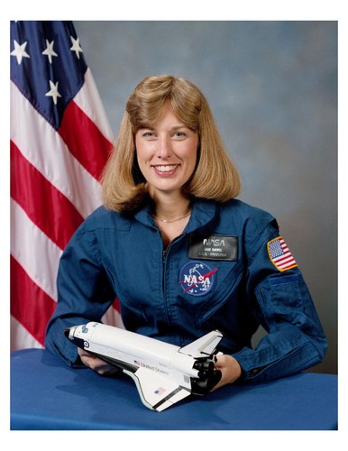 NASA Astronaut Nancy Jan Davis 1987 Portrait 8x10 Photo Print On 8.5" x ...