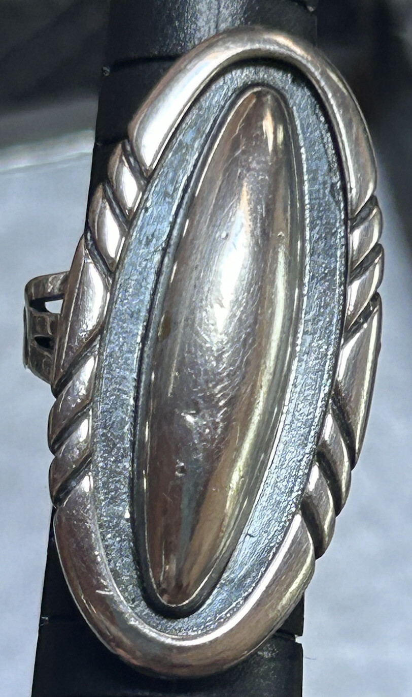 Native American Sterling Silver Ring - Gem