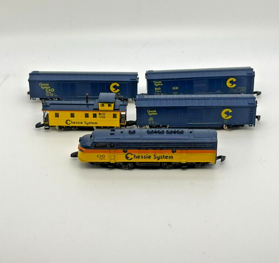 Z Scale Marklin 8106 Chessie Set DCC Or DC F7 Loco W/ Digital Decoder ...