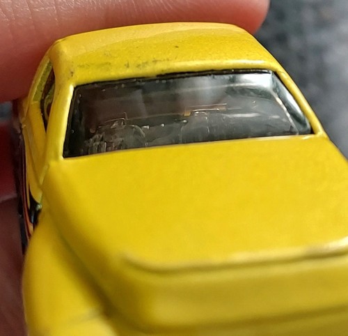 Hot Wheels Yellow Switchback Truck Surfing Wave Rippers Blue Surfboards ...