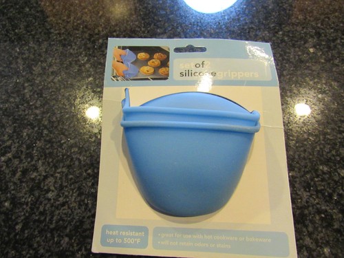 NEW set of 2 silicone grippers blue color - | eBay