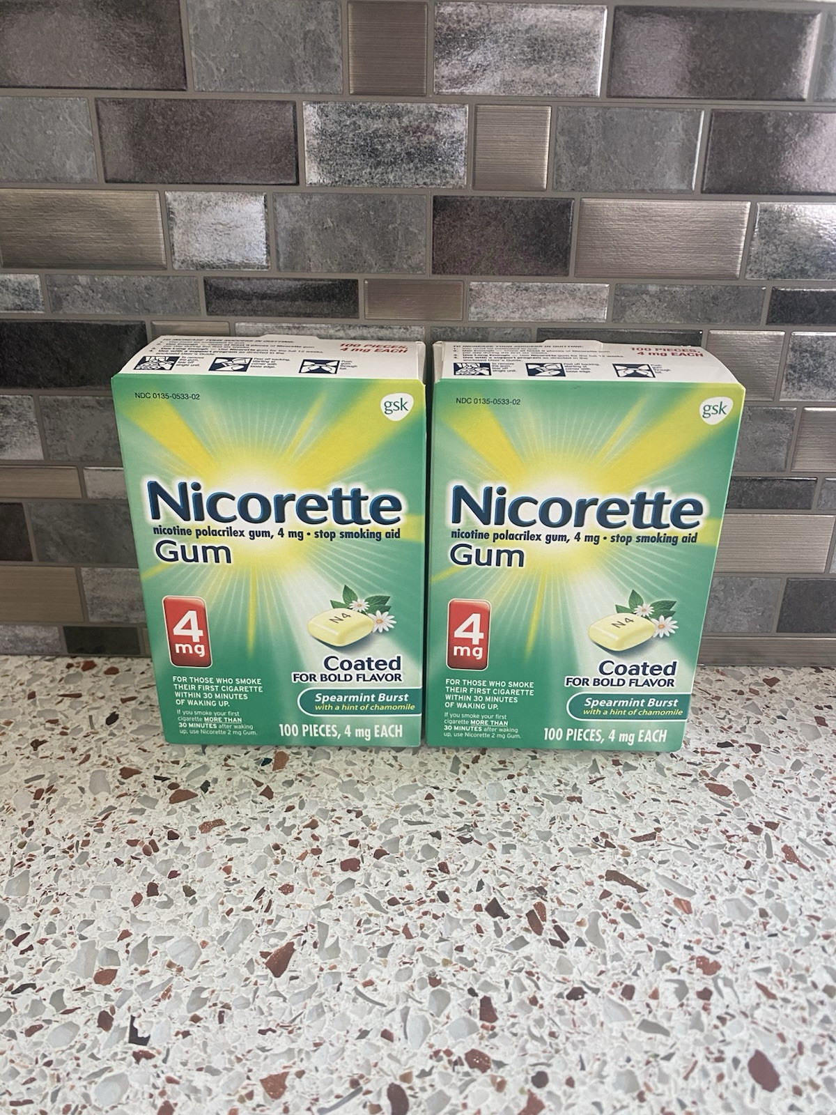 2 Boxes Of Nicorette Gum 4mg 100ct Spearmint Burst EXP 8/2026のeBay公認海外 ...