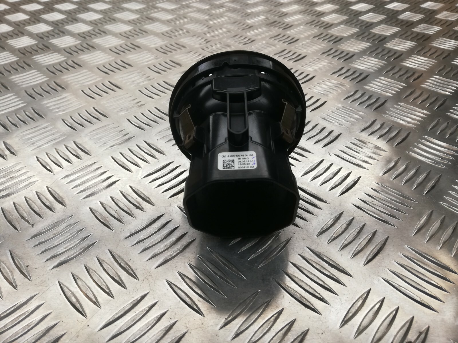 B23 Mercedes-benz GLC C class A2058304604 Front Dashboard Center Air ...