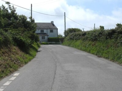 Photo 6x4 Approaching the sharp bend at Pen-yr-allt Elim From the bend ...