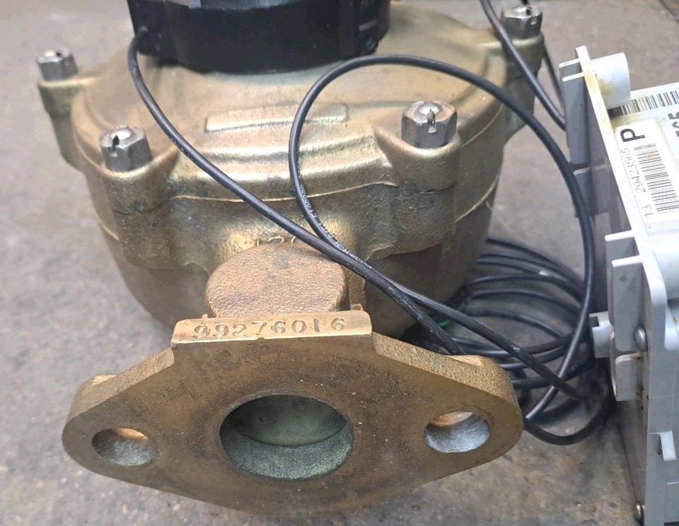 Badger Record All M120 1-1/2" Water Meter Direct Read (Flanged) Bronze ...