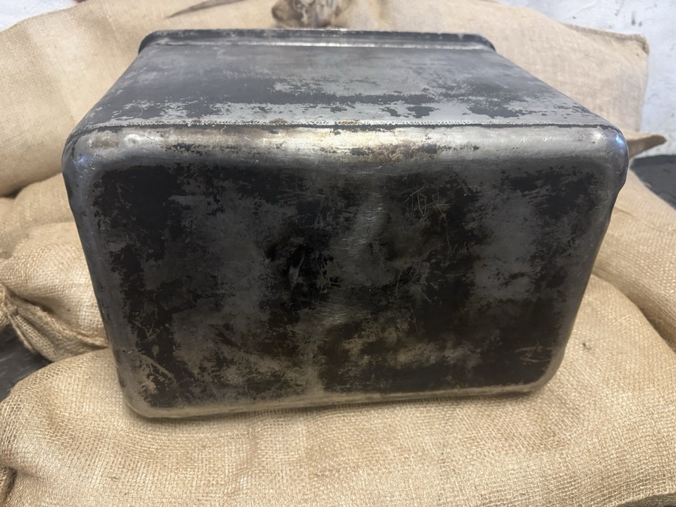 WW2 Brown Bailey Mkv 1942 Sealable Tin Date Stamped | eBay UK