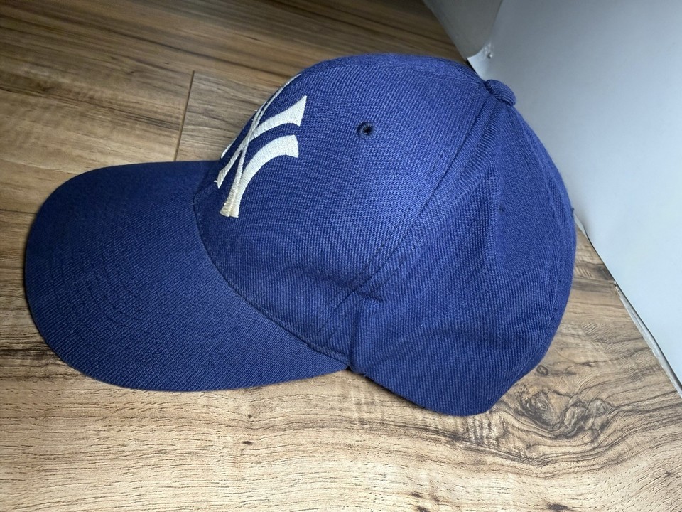 VTG 90s New York Yankees MLB Baseball Big Logo Navy Blue G-Cap Snapback ...