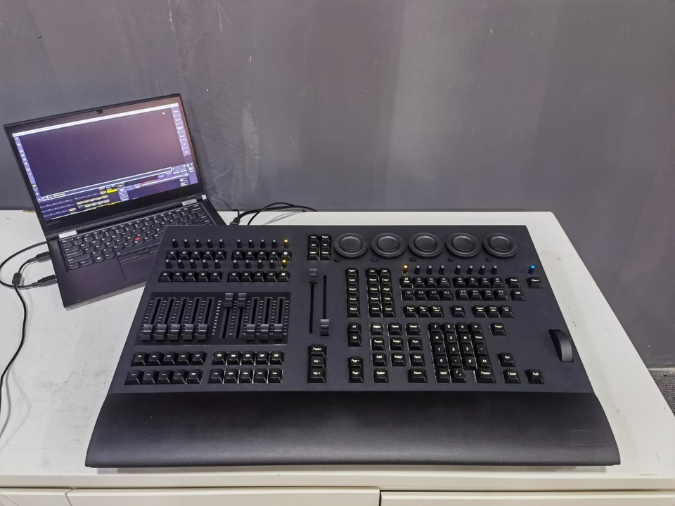 M3 command wing dj stage lighting controller dmx console | TOUCH ...