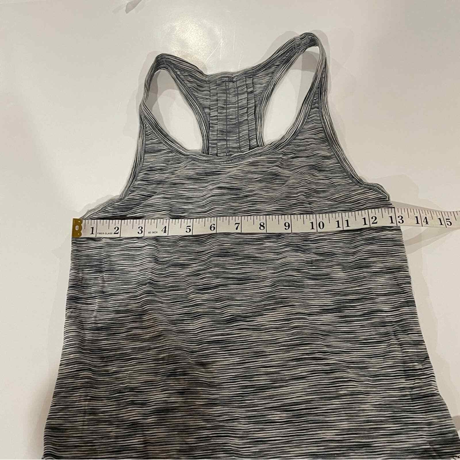Lululemon Gray & White Sleeveless Racerback Tank Top … - Gem