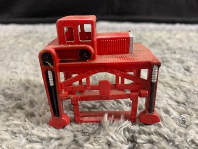 VINTAGE SMALL RED LUMBER STRADDLE CARRIER TRAIN SCENERY TOY | eBay