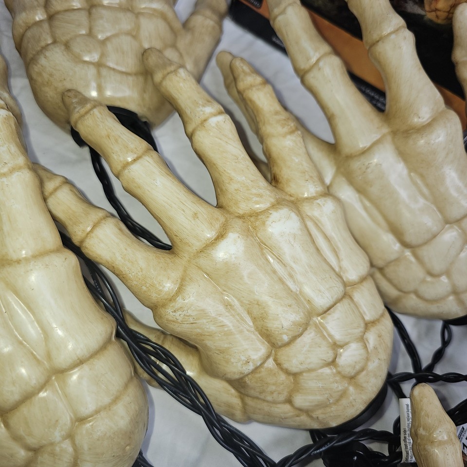 Sienna Halloween 6 Skeleton Hands Blow Mold Light Set Fade In Out ...