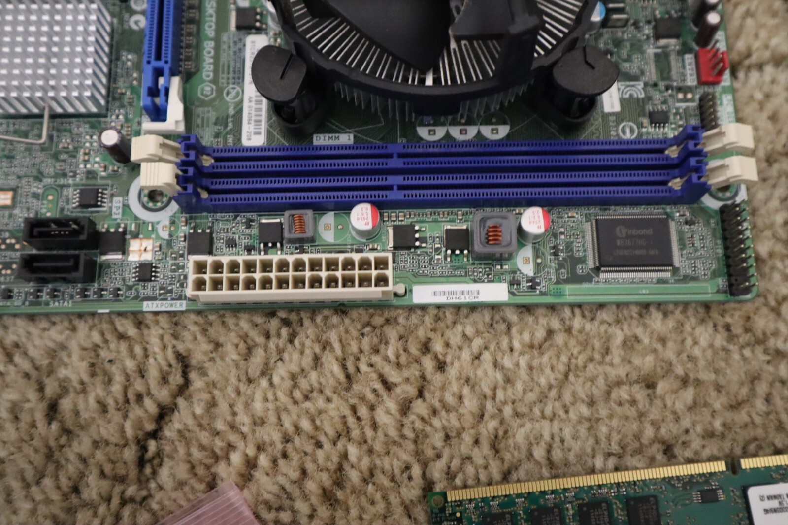 Intel DH61CR LGA 1155 DDR3 SDRAM Desktop Motherboard w/IO + Ram ...