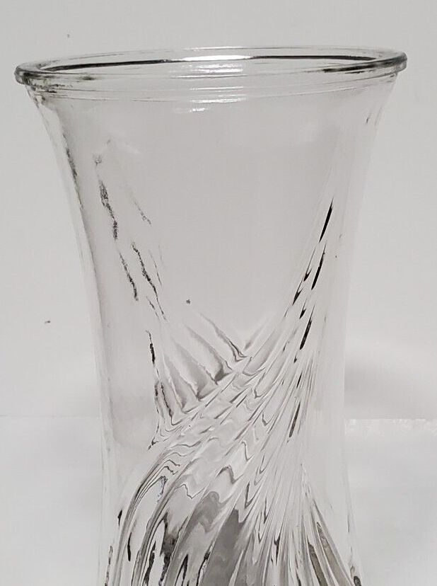 Flower Vase Clear Glass Vase Tall Decorative Vase Vintage Glassware ...