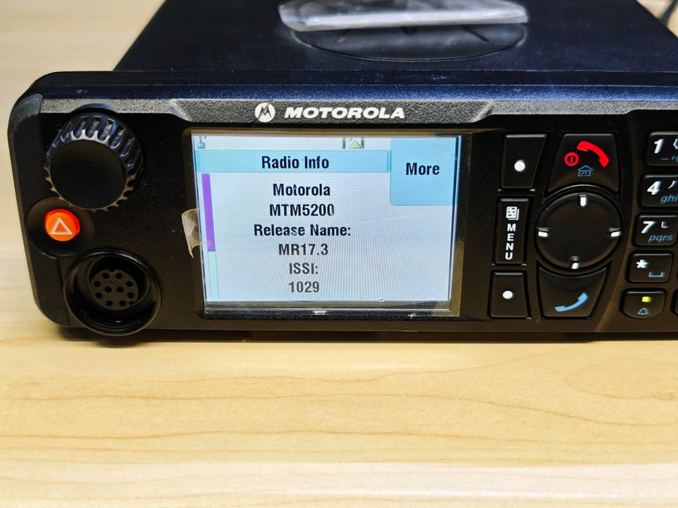 Motorola MTM5200 350-390MHz MT853C Tetra Radio Walkie Talkie repeater ...