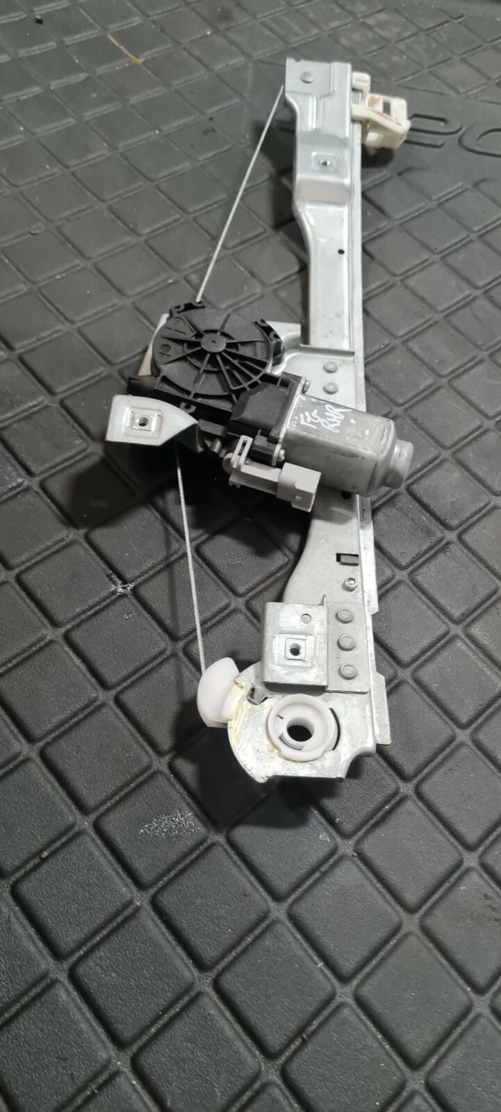 FORD FG RHR WINDOW REG, RIGHT REAR FG WINDOW MOTOR, 2008-2014 SEDAN FG ...