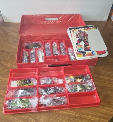 Gi Joe Case With Figures, Accessories, and cards. Read description ...