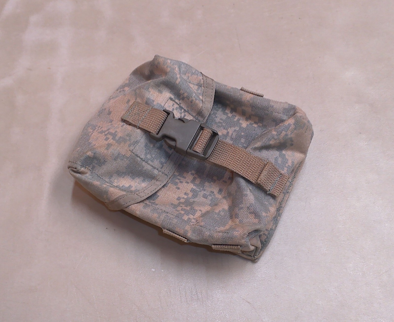 Tactical Tailor Army ACU UCP Camouflage 6x 30 rd Magazine Ammo Pouch ...