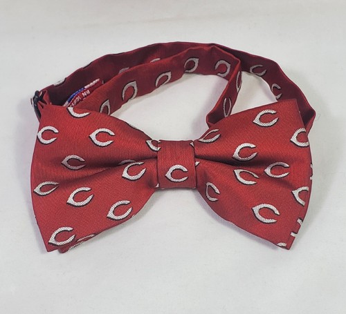 Cincinnati Reds Men's Bow Tie MLB Baseball Adjustable Sports Fan Red ...