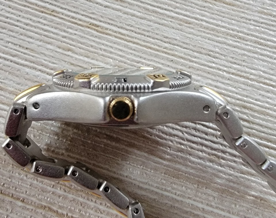 Vintage Helbros Since 1913 Quartz Compass Bezel Sports Wristwatch 2035 ...