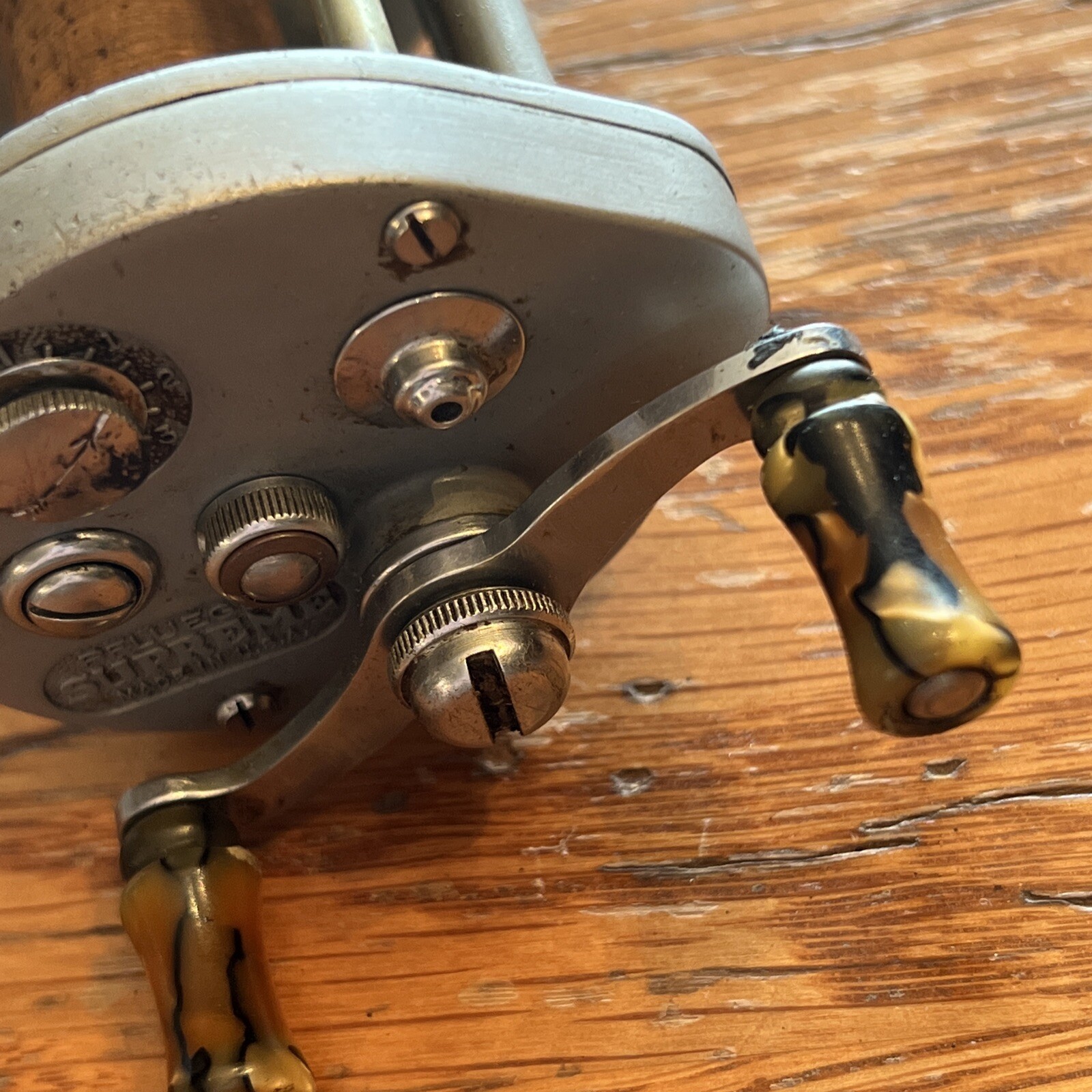Vintage PFLUEGER SUPREME FISHING REEL Made In USA - Patented - | eBay