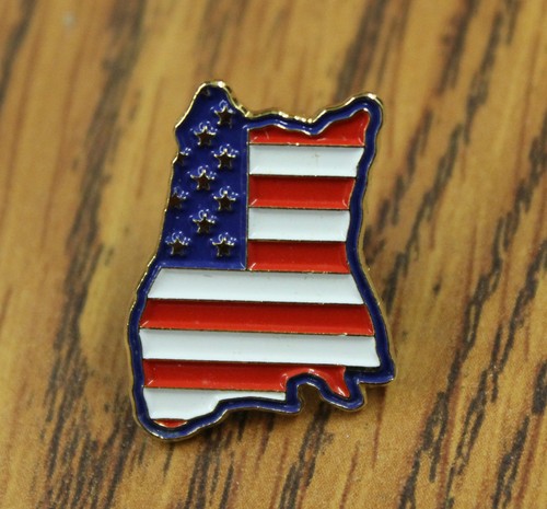 HOOTERS RESTAURANT COLLECTABLE UNITED STATES OF AMERICA FLAG HOOTIE ...