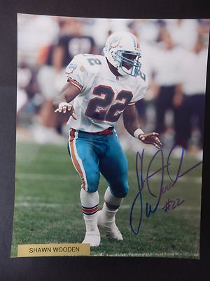 Shawn Wooden Autographed 8" X 10" Photograph (#4) | eBay