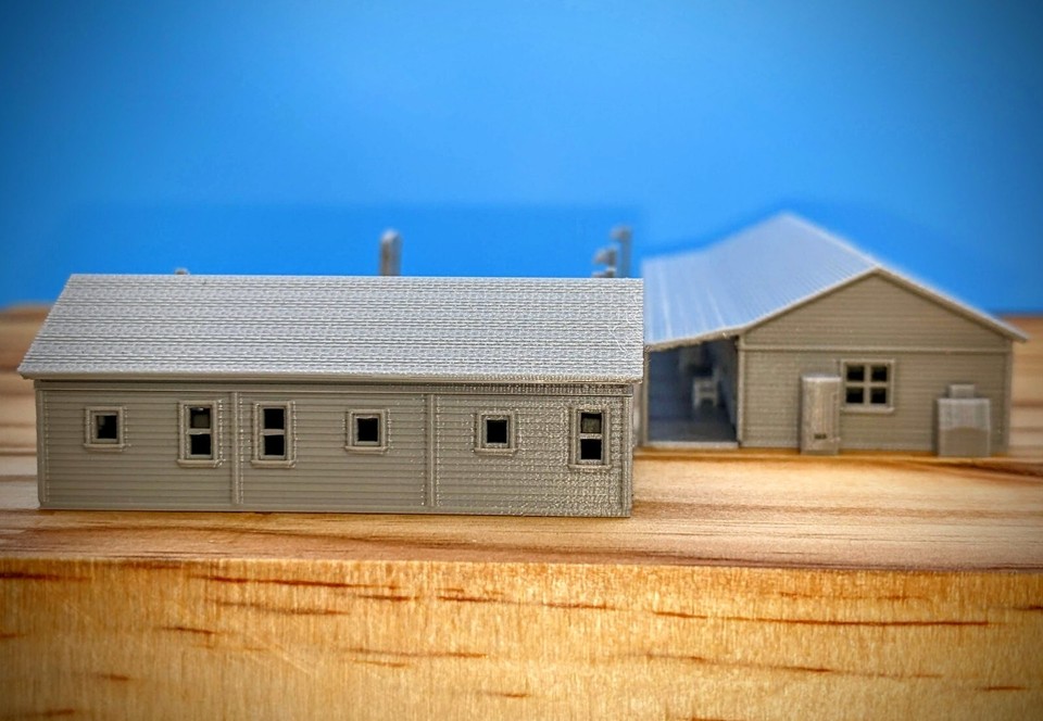 HO Scale - Bates Motel - 1:87 Scale Building | eBay