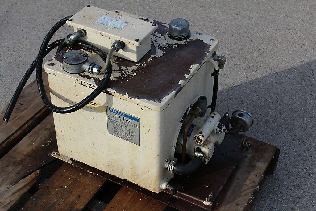 Okuma Hydraulic Power Unit TOKIMEC TU-PAC TU2A-N-LC-5665 HPP-VB2V-F8A3 ...