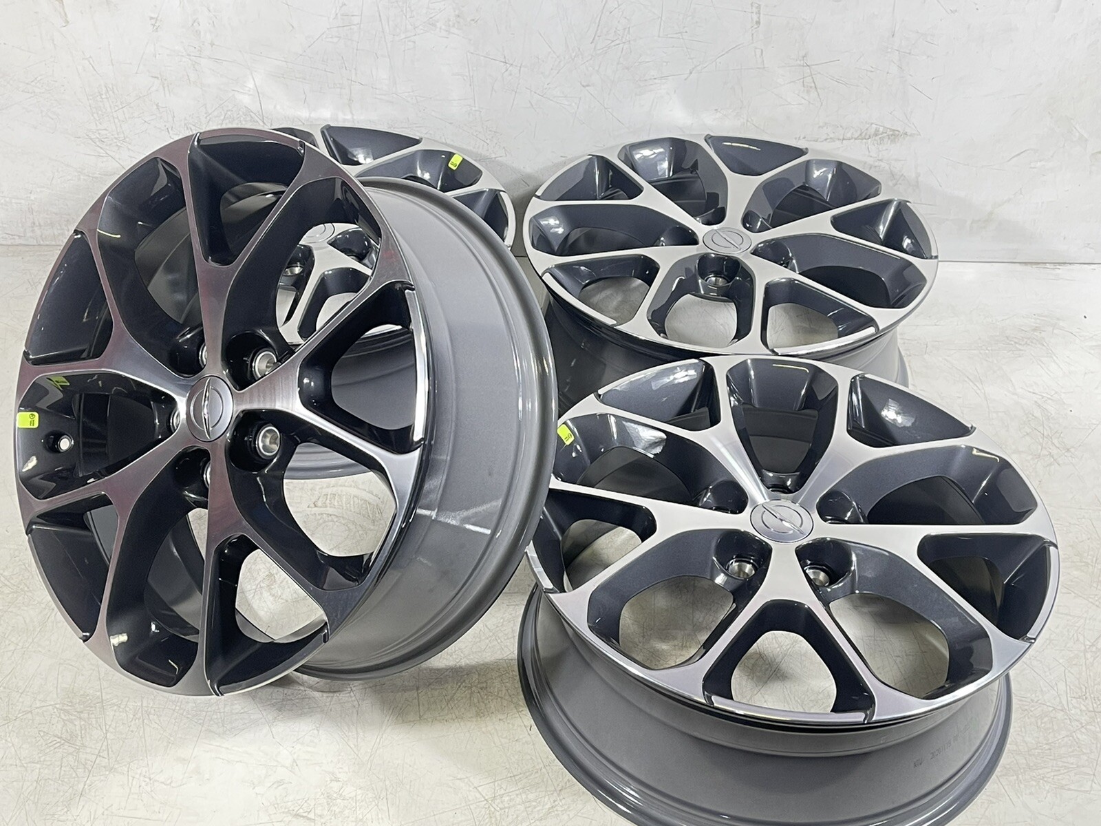 20x7.5" CHRYSLER PACIFICA 2021-2022 BRAND NEW FACTORY OEM WHEELS RIMS ...