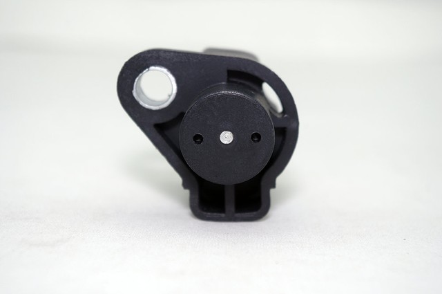 Crankshaft Position Sensor for Suzuki Pontiac Geo Chevrolet 33220-70e00 ...