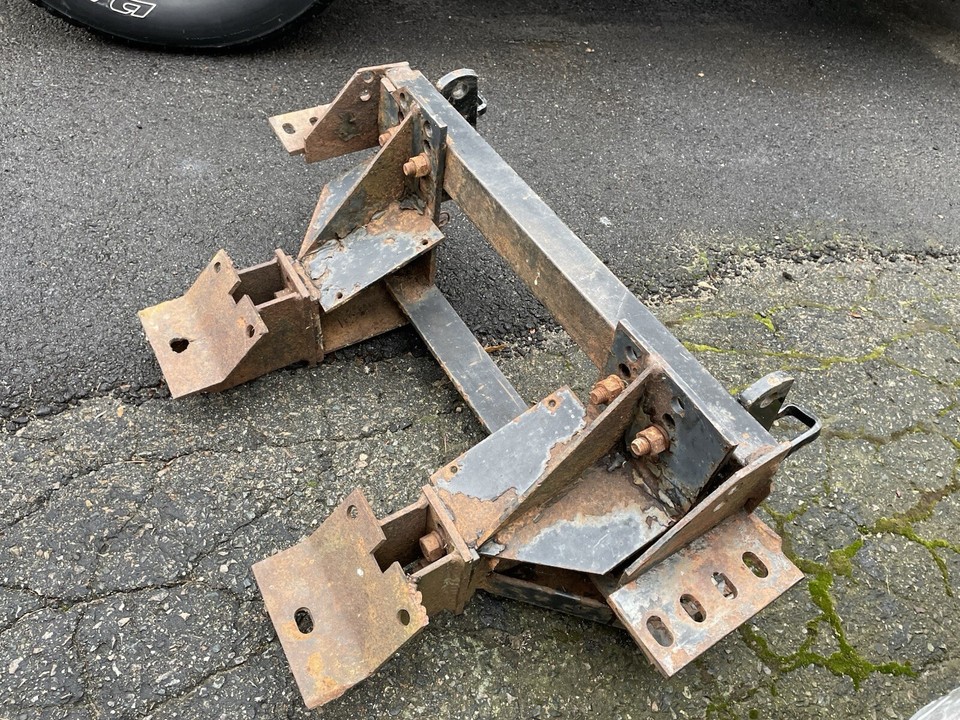 Western Snow Plow Mount Chevy/GMC 88-98 1500/2500/3500 Unimount | eBay