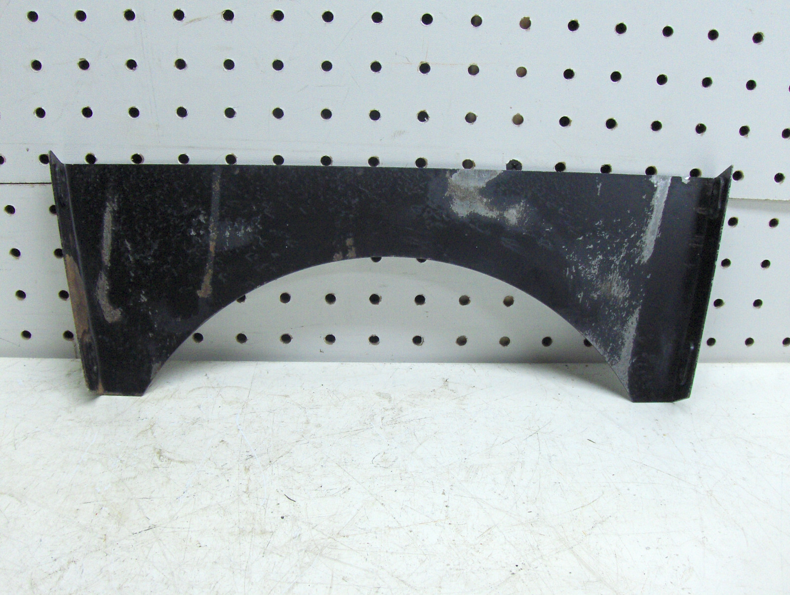 CASE INGERSOLL 3014 LAWN AND GARDEN TRACTOR OIL TANK SHIELD | eBay