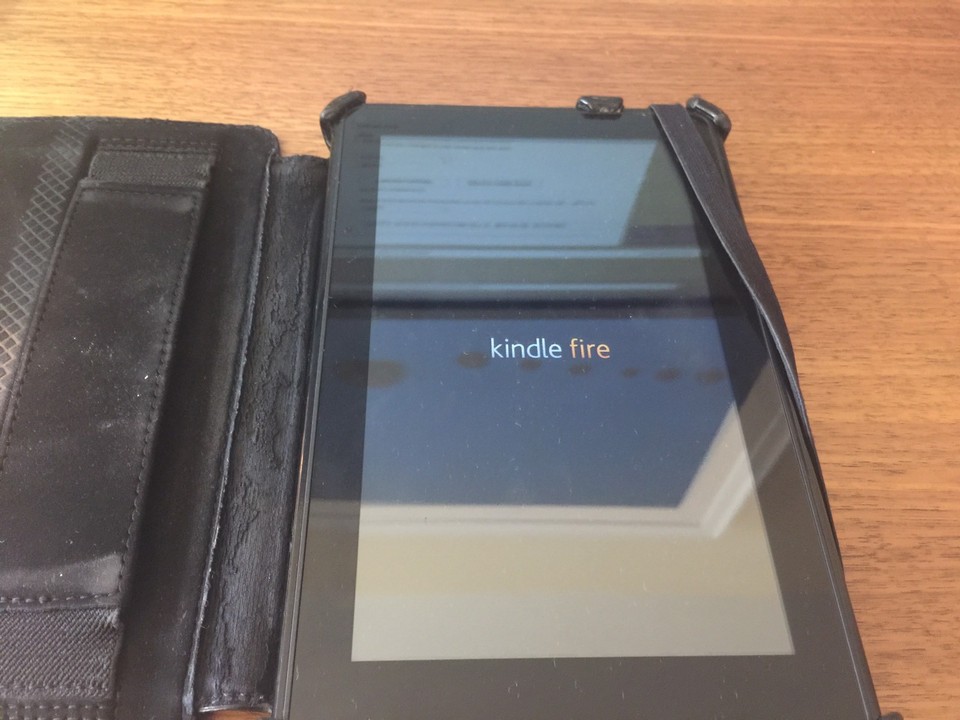 Amazon Kindle Fire 1st Generation D01400 (7 in.) with leather case ...