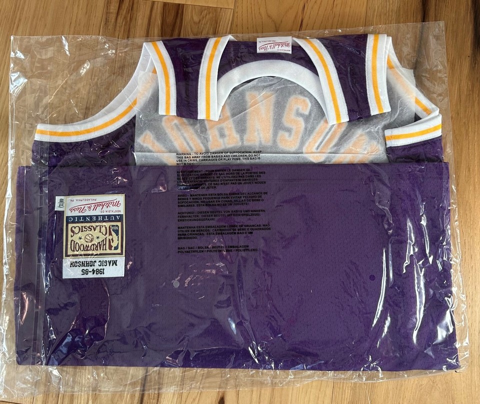 Mitchell & Ness Magic Johnson Purple Los Angeles Lakers Authentic ...