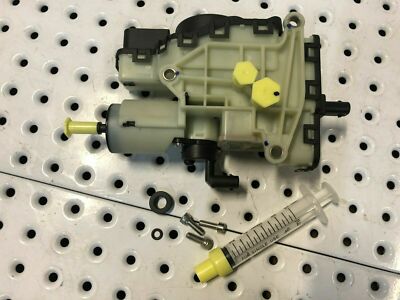 AdBlue DELIVERY DIESEL EMISSIONS FLUID DEF PUMP MERCEDES-BENZ ML350 ...