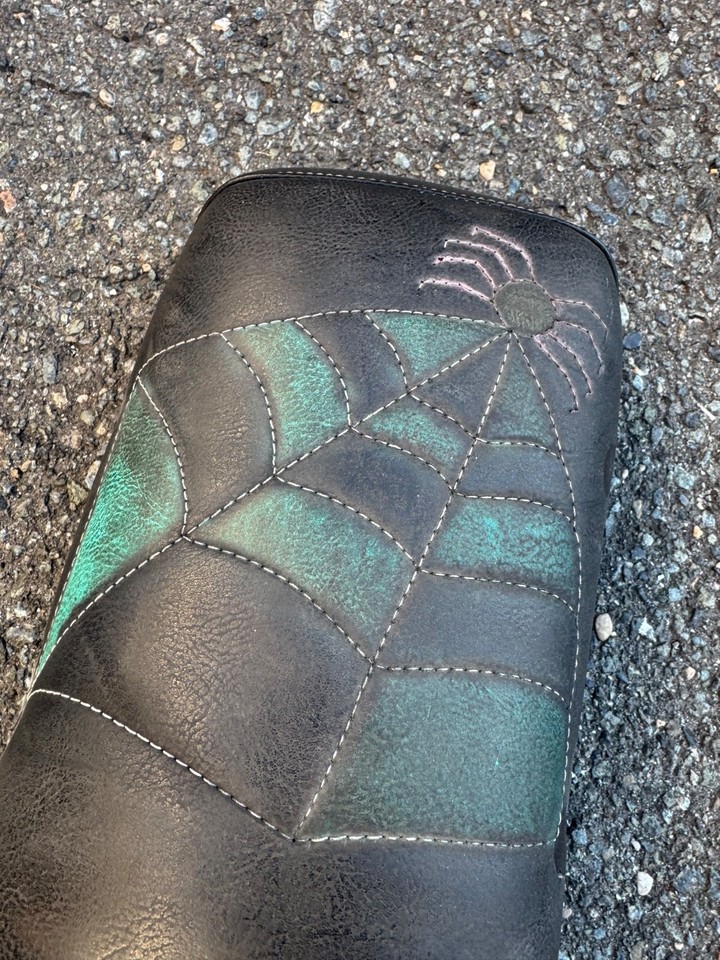 Harley Davidson Corbin Gentry Seat Skull Spider Spiderweb Shovelhead ...