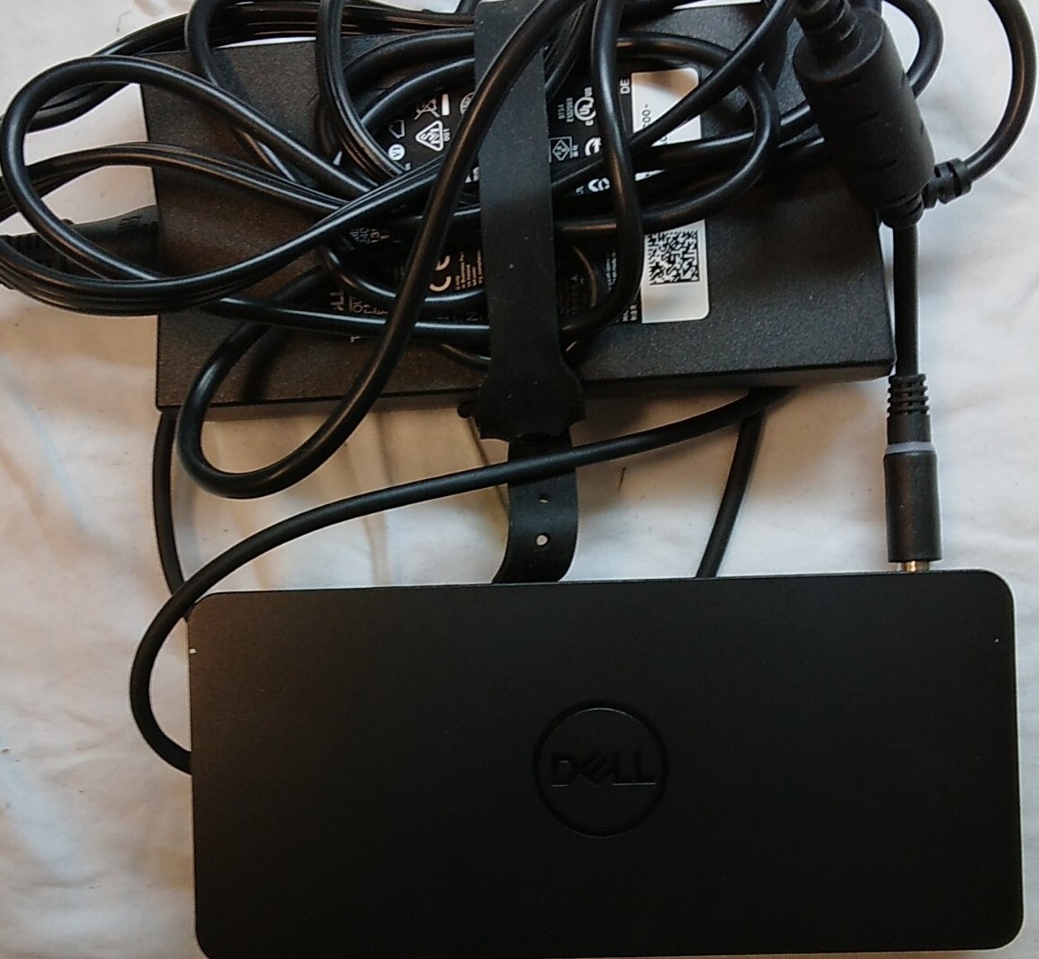 Dell Universal Dock - D6000S USB-C/USB-A 130W Adapter MFG Date 11/18 ...